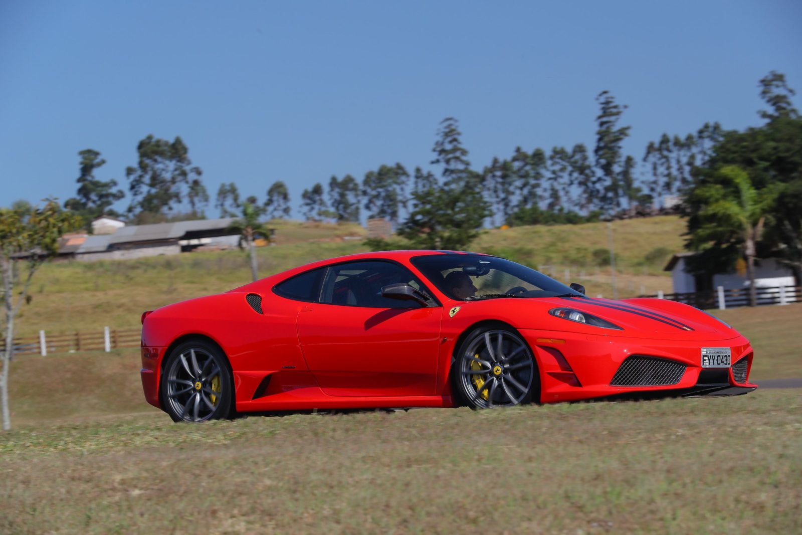 Donos de Ferrari no Brasil tem final de semana intenso - Portal Revista ...